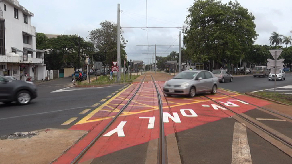 [VIDÉO] Metro Express : sept intersections aménagées | Mauritius ...
