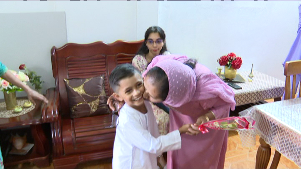 [VIDÉO] Eid-Ul-Fitr : célébration en famille | Mauritius Broadcasting ...